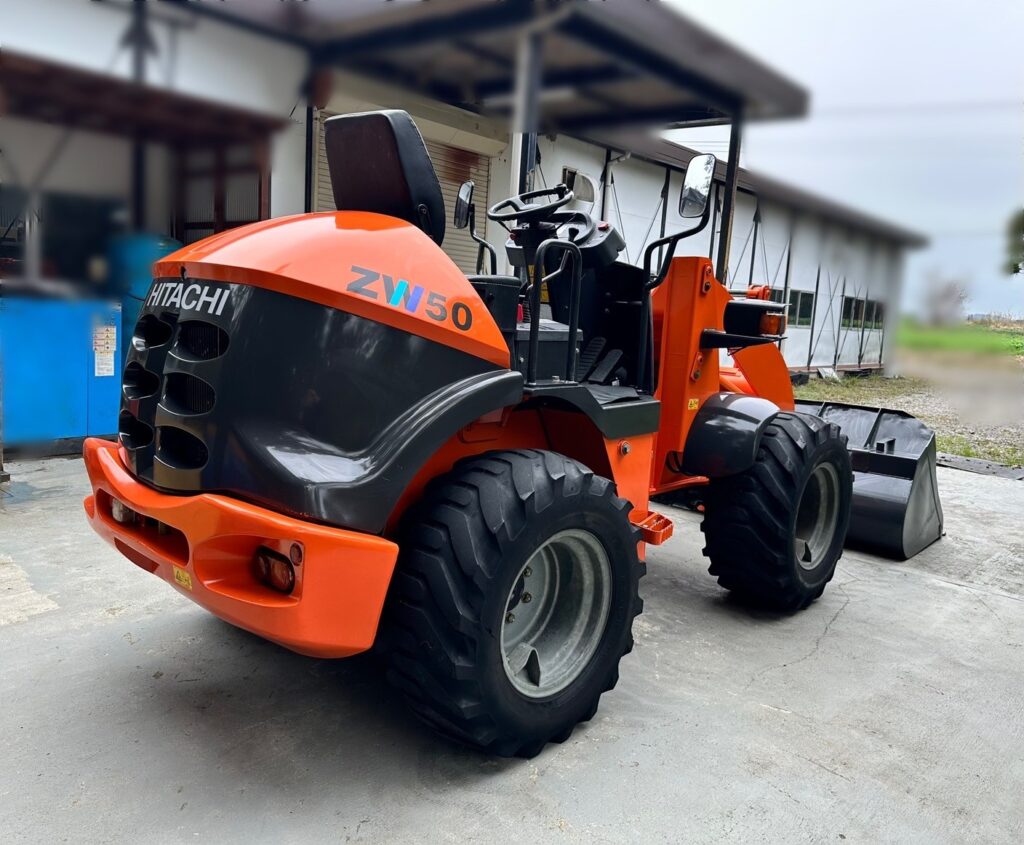 日立建機 ホイールローダ ZW50-5B - 株式会社三郷トレーディング(販売サイト)
